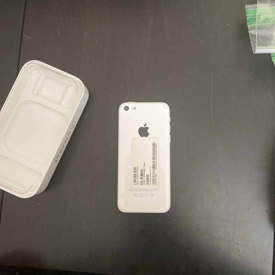 Apple iPhone 5C 8GB A1532 White Smartphone Only Original Box READ | eBay