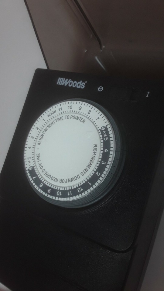 Woods TM1702 Indoor & Outdoor Heavy Duty Timer 24 Hour 125VAC/60Hz 15 ...