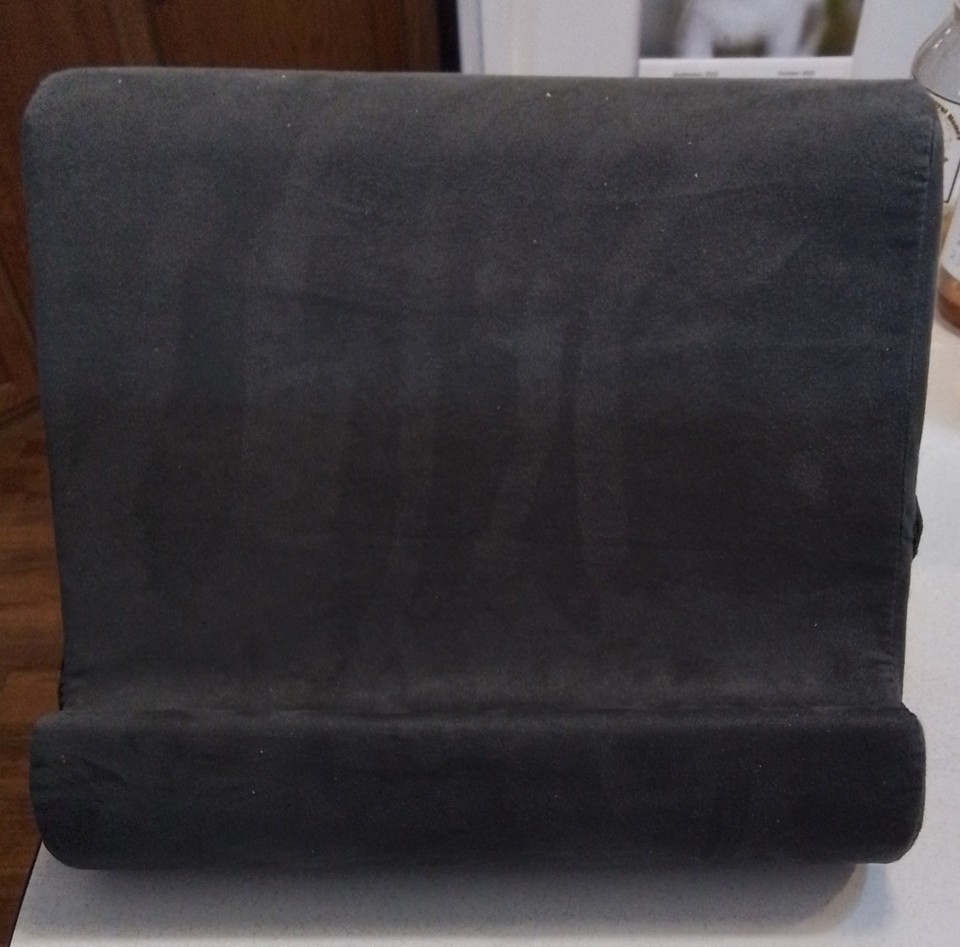 Pillow Pad Ultra Multi-Angle Soft Tablet Stand – Gray | eBay