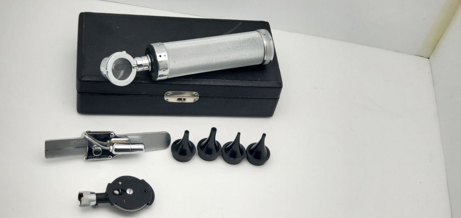 vintage welch allyn otoscope ophthalmoscope set With Case | eBay