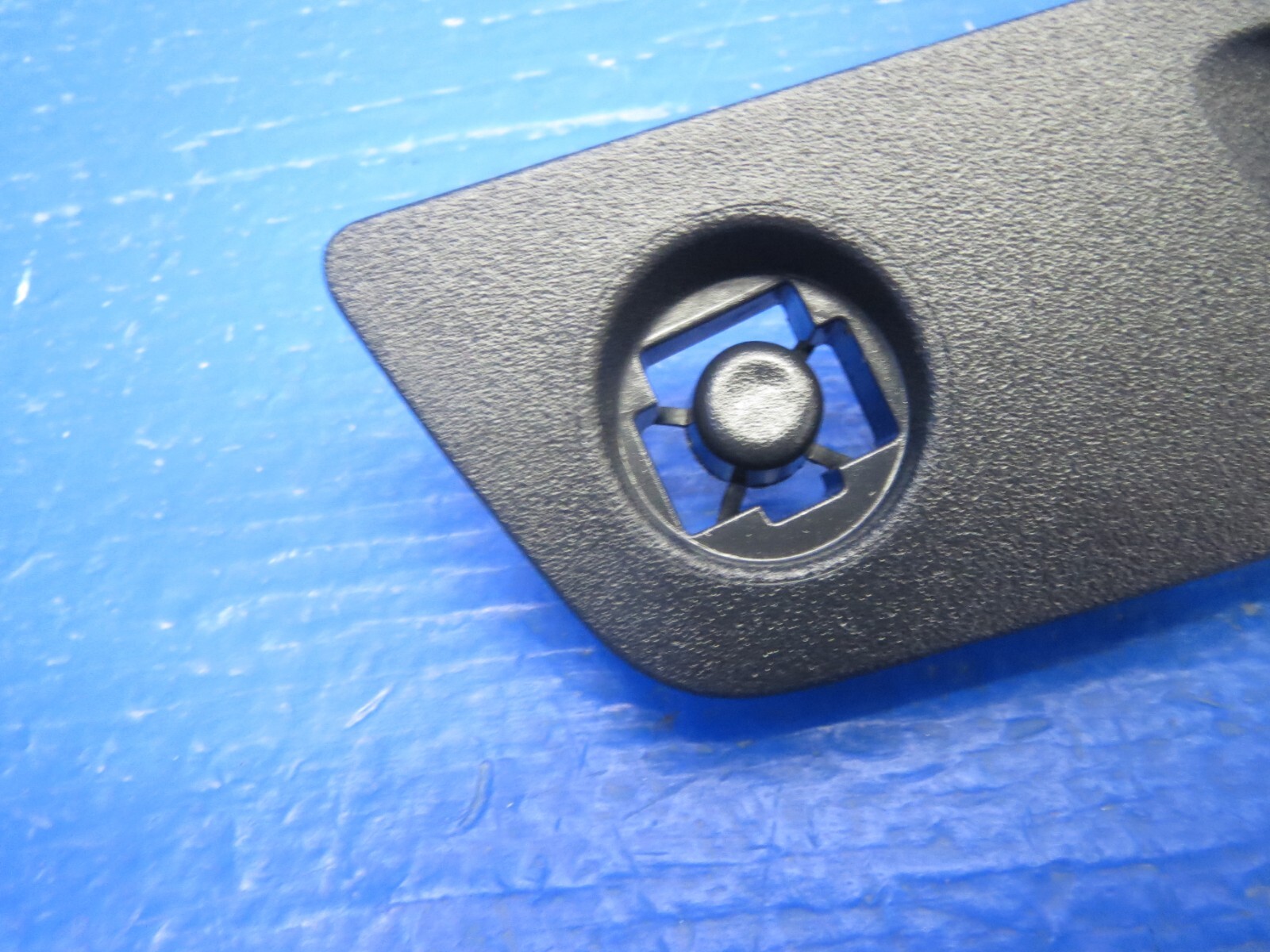 2021 TOYOTA RAV4 LE DASHBOARD FRONT WINDSHIELD DEFROST VENT GRILLE ...