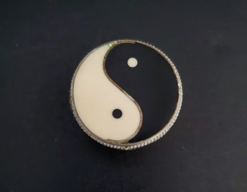 Vintage Miniature Ying Yang Trinket Box 1 1/2" X 3/4" Black White India ...