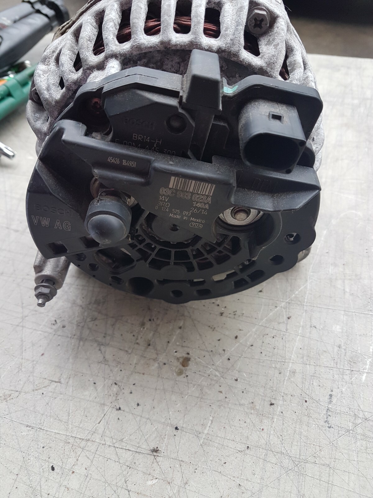 VW BEETLE 1L 1.4 T/SCH alternator 14V 140A 03C 903 023 A # GB 102 ...