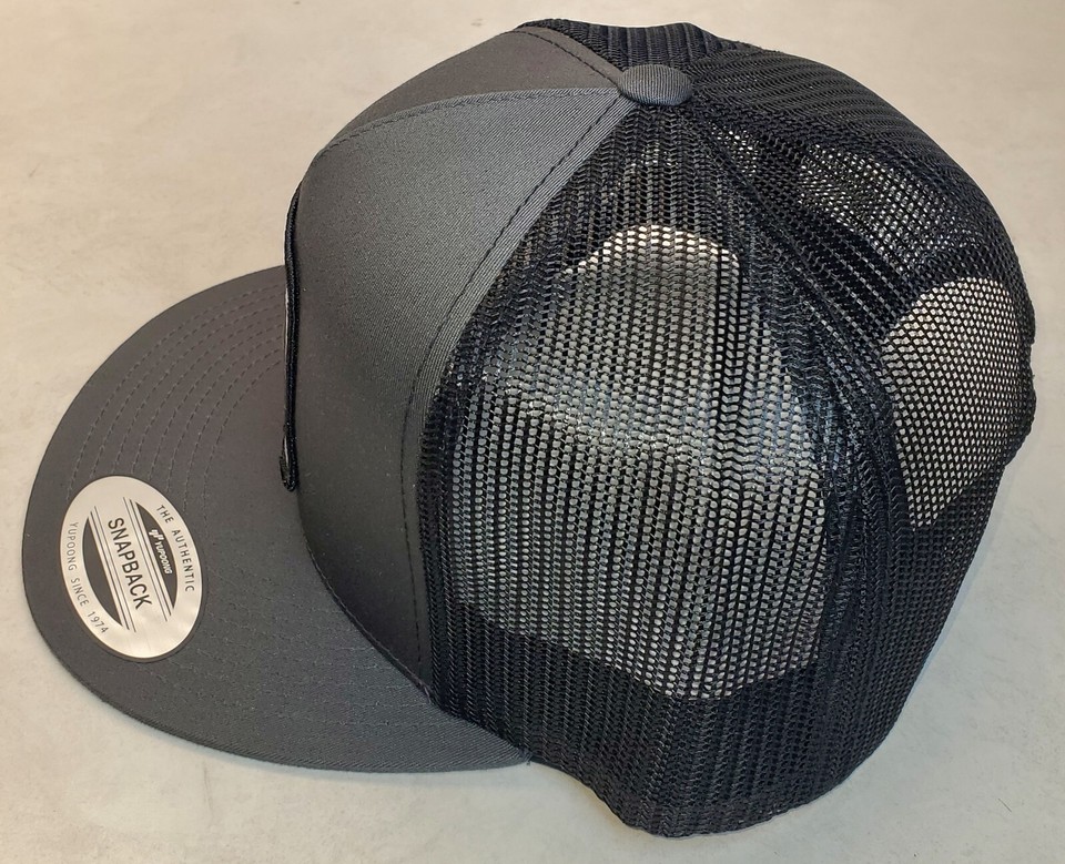 IH International Harvester Patch Yupoong Trucker Hat/YP Classic 6006 ...