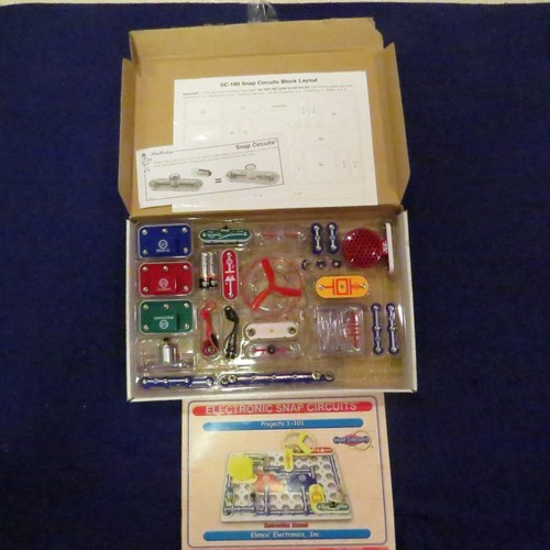 ELENCO Snap Circuits Jr. Electronic Kit SC-100 - Contents New Box Has ...