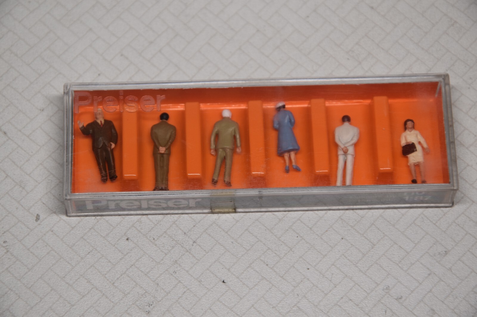 Preiser HO Standard-Serie, Figuren-Sets einzeln , je 8.- €, fabrikneu ...