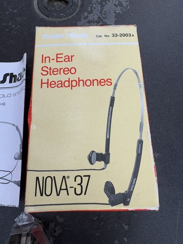 VINTAGE 1988 REALISTIC RADIO SHACK NOVA-37 TRI-FOLD STEREO HEADPHONES ...