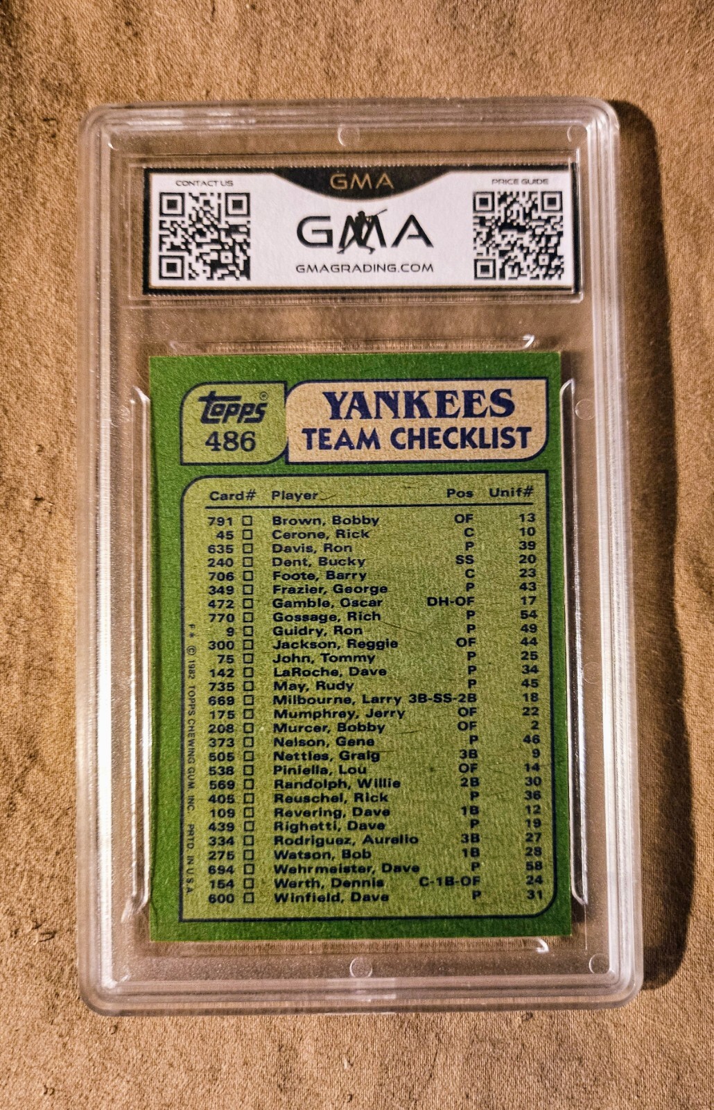 1982 TOPPS #486 TOMMY JOHN & JERRY MUMPHREY GRADED GMA 9 YANKEES 1981 ...