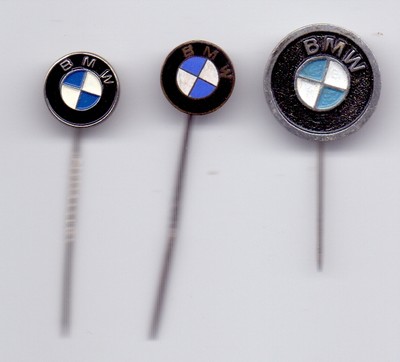PIN - THREE PINS BMW - CAR, AUTOMOBILIA - METAL, PLASTIC AND ENAMEL PIN ...