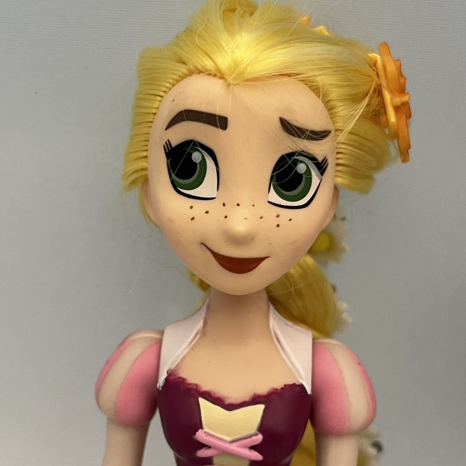 2016 Disney Tangled The Series Royal Proposal Rapunzel Eugene Aka Flynn ...