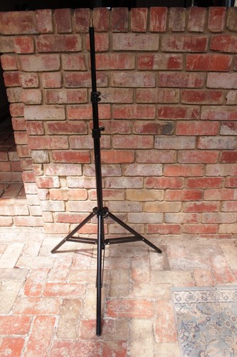 BARTON LIGHT3XSECTION LIGHT STAND AUSTRALIAN MADE | eBay Australia