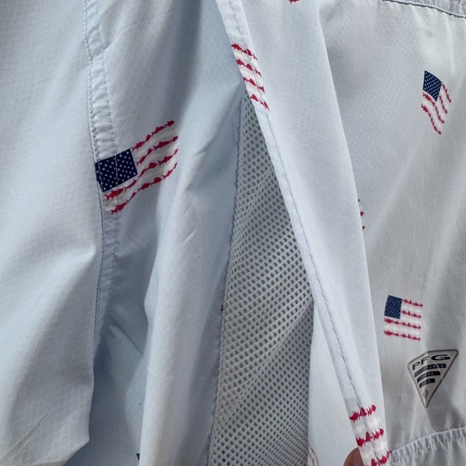 Columbia Shirt Mens L Blue USA Flag Fishing PFG Button Vented Back ...