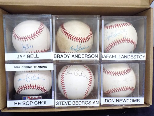Lot of 6 Baseballs Jay Bell, Brady Anderson + 4 Signed Autograph Auto ...