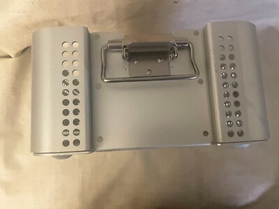 Eikon Lighted Retractor | Shelly Lighting