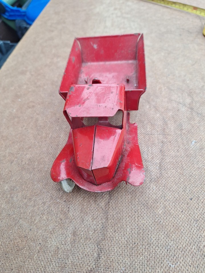 VINTAGE TINPLATE TRUCK (1 WHEEL MISSING) | eBay UK