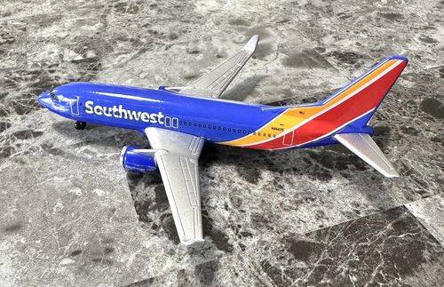 Southwest Airlines Realtoy Model Airplane N8642E Realistic Stripe Tail ...