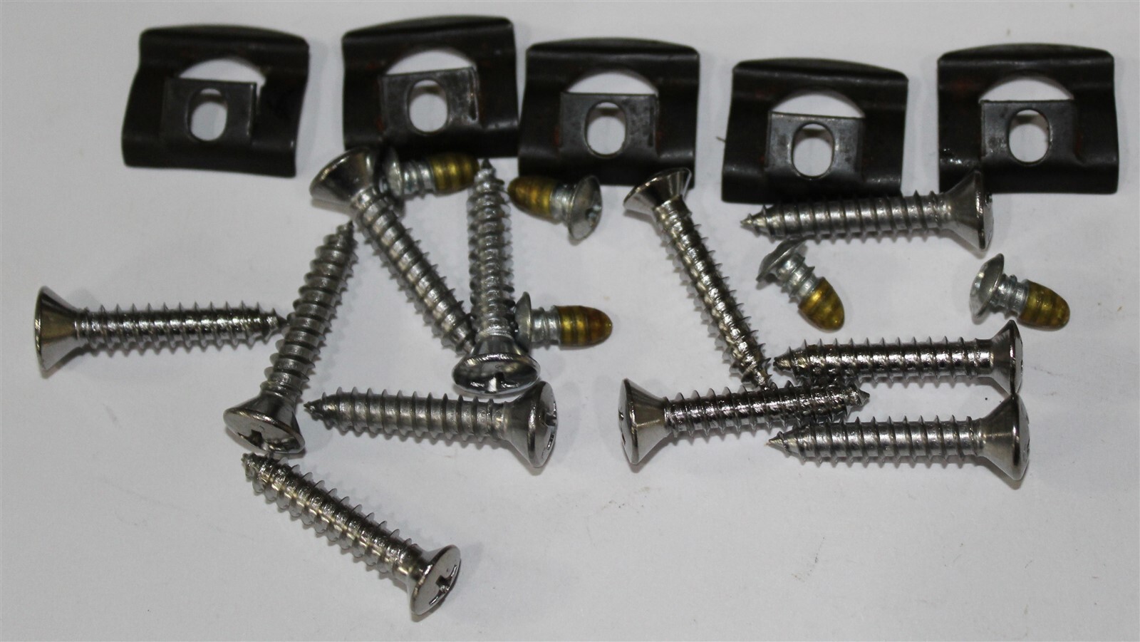 NEW Mopar 1964-65 B-Body Sedan Rear Window Molding Clips | eBay