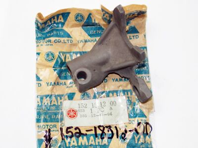 OEM 1967-70 YAMAHA YM2 YDS5 DS6 TD2 TD2B TRANSMISSION SHIFT FORK 152 ...