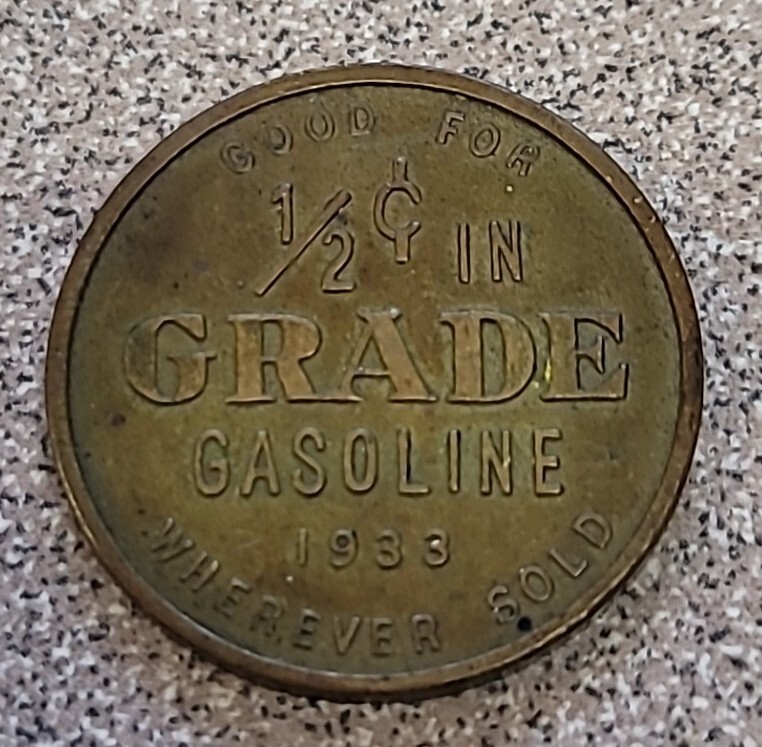 VINTAGE 1/2 CENT TRADE TOKEN 1933 GRADE GASOLINE KEYSTONE STANDARD OIL ...