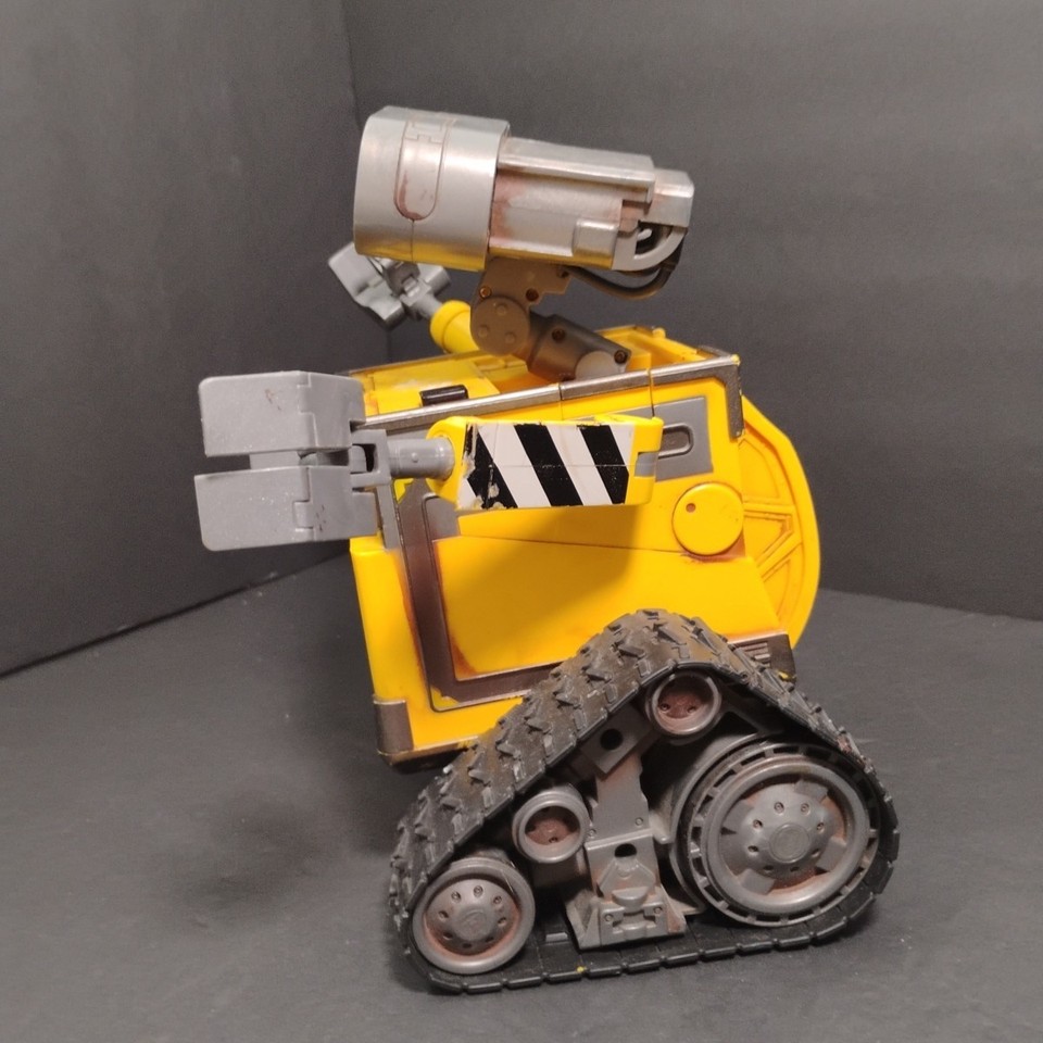 Disney Pixar Robot Wall-E Interaction Electronic - The Thinking Toy | eBay