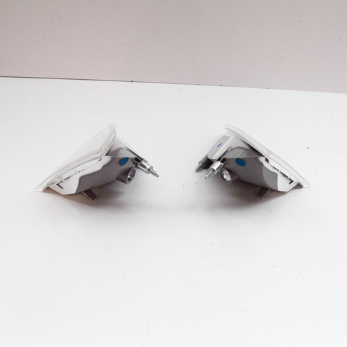 MB R W251 Front Position Lamp Set A2518201056 A2518200956 NEW GENUINE ...