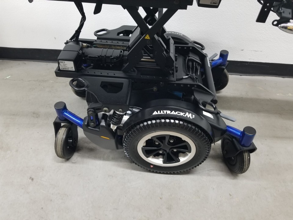 AMY ALLTRACK M3 WHEELCHAIR, SEAT LIFT,TILT,RECLINE, LEG, EZ lock ...