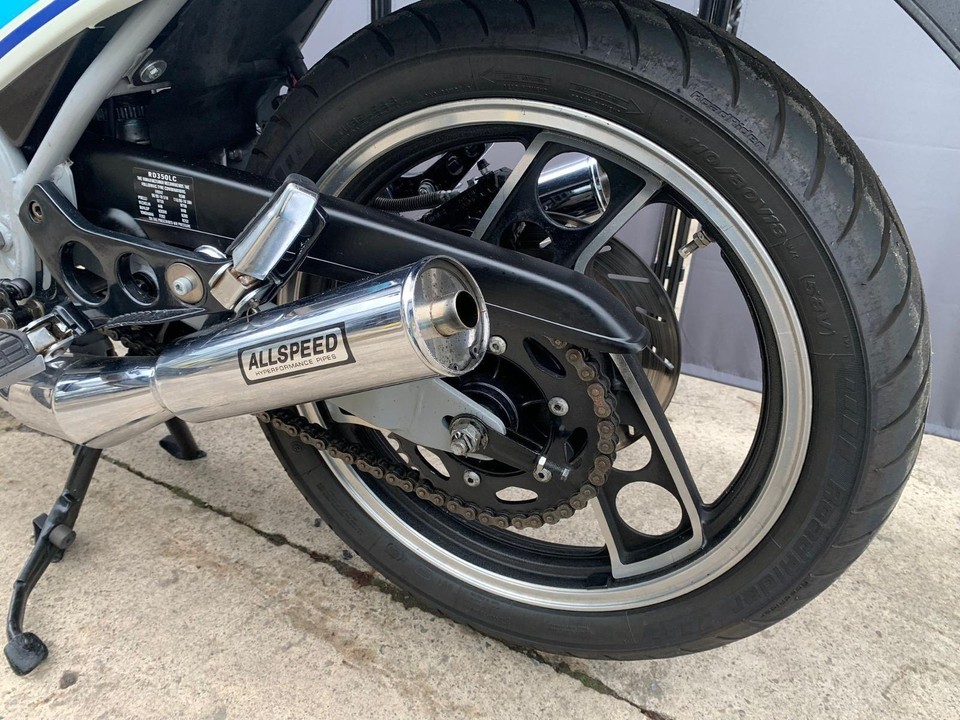 1983 A YAMAHA RD 350 LC PRISTINE CLASSIC RD350 WHITE BLUE RETRO 2 ...