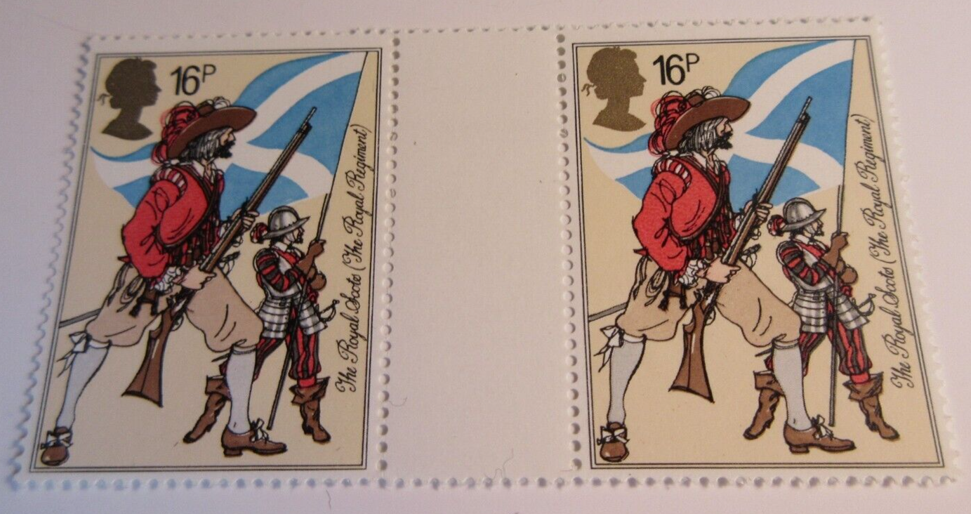 1983 BRITISH ARMY UNIFORMS GUTTER PAIRS 8 STAMPS MNH IN CLEAR FRONTED ...