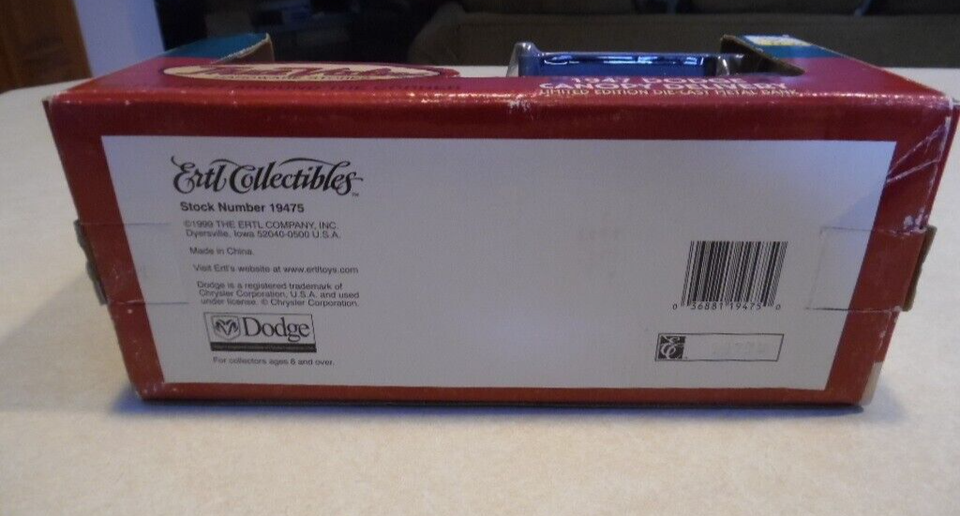 1999 ERTL 1/25 Collector Bank 1947 Dodge Canopy Truck True Value | eBay