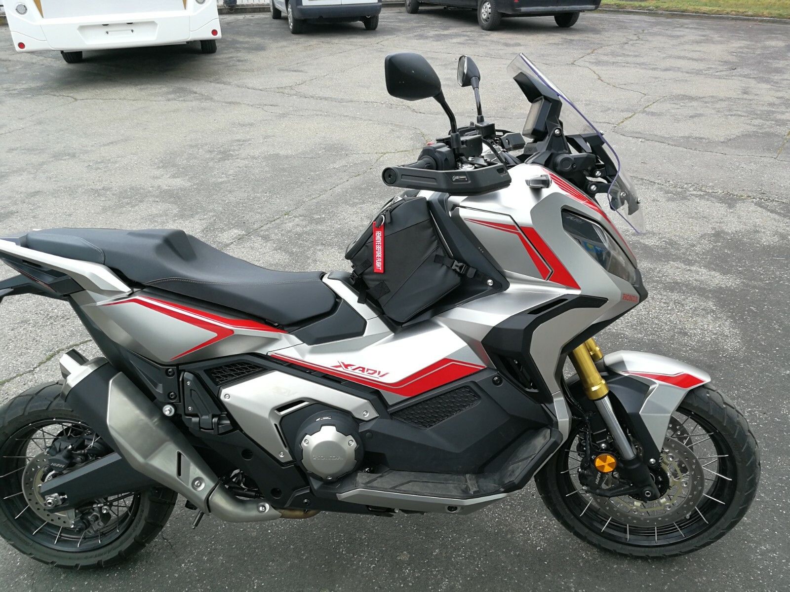 XADV Kit adesivi laterali per Honda X-ADV 750 Mod.2021- Colorkit Cod ...