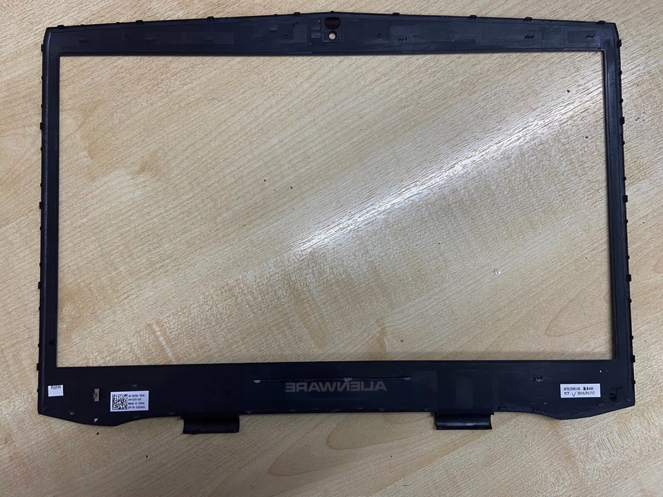 Dell Alienware 17 R1 P18E LCD Screen Bezel Surround Cover Trim 02CH5J ...