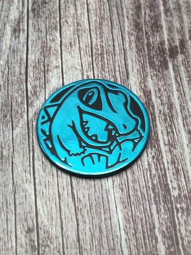 Totodile Blue Coin Pokemon rare vintage foil tcg card collectible | eBay
