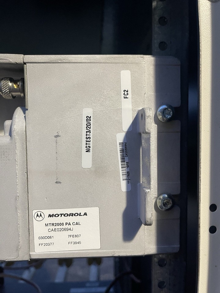 Motorola MTR2000 VHF 100W Repeater/Base Station T5766A 132-174MHz R1/R2 ...