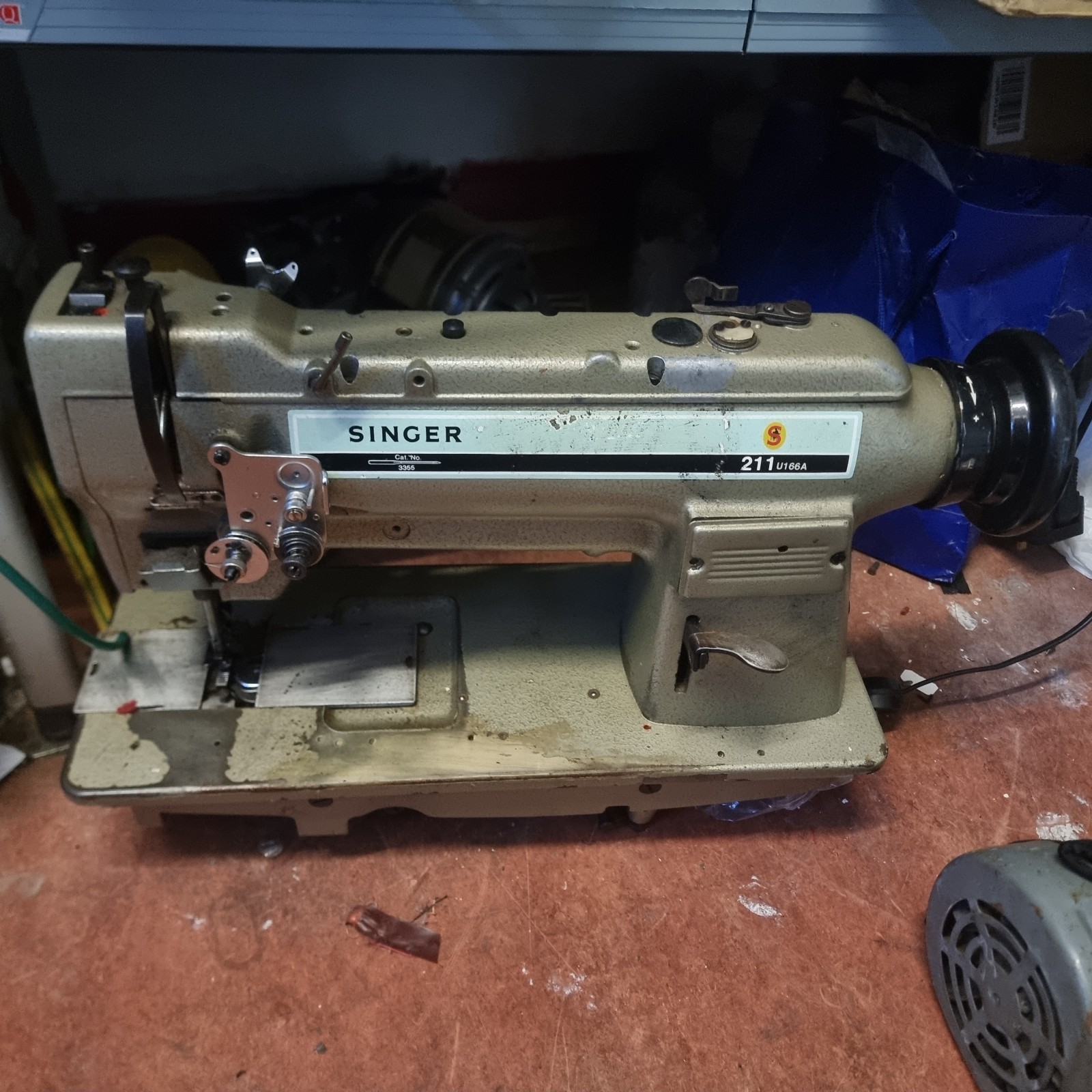 Singer 211 U Heavy Duty Walking Foot Needle Feed sewing machine | eBay UK