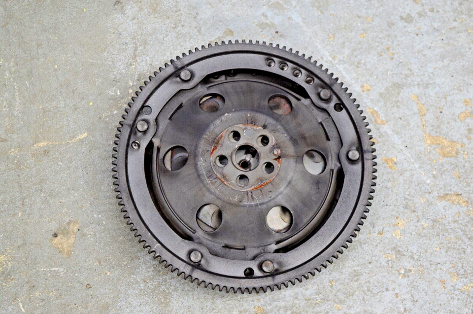 OEM BMW R1150GS R1150 GS Clutch Pressure Plate Housing & Flywheel ...