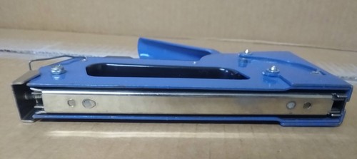 Arrow Fastener Staple Gun Model T55 Blue Uses Arrow T-50 Staples | eBay