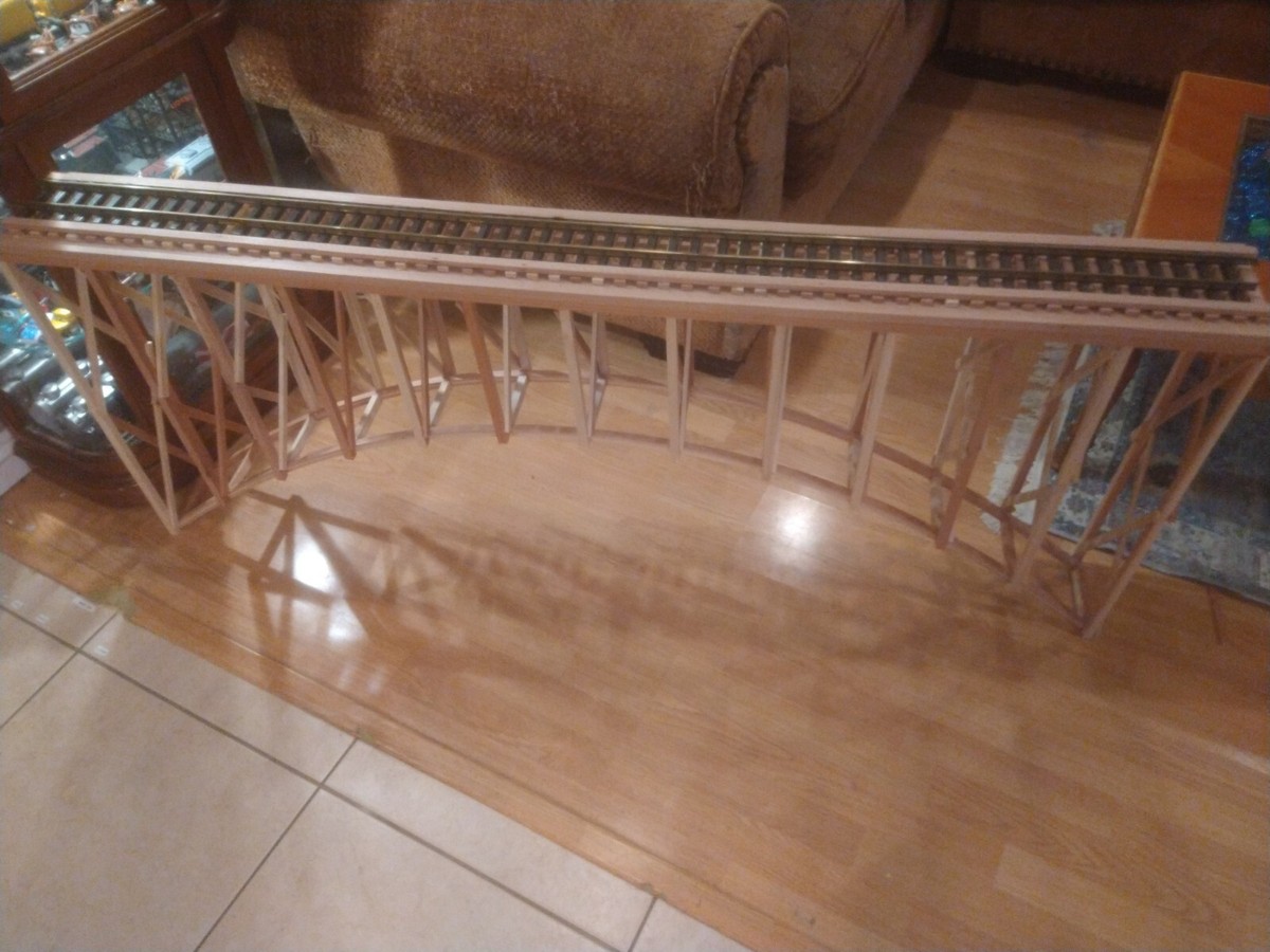 Bachmann G Scale Bridge BACHMANN PLASTICVILLE SIGNAL BRIDGE #2634 HO