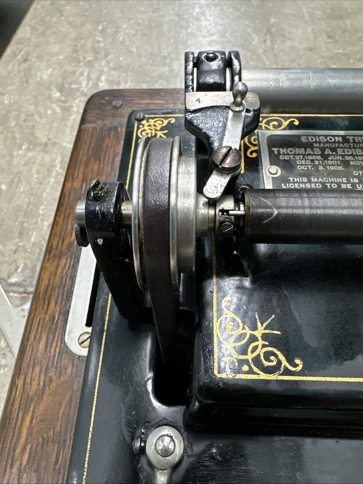 Edison Triumph Phonograph Model B w/ 2/4 Combo Kit & Model O Reproducer ...