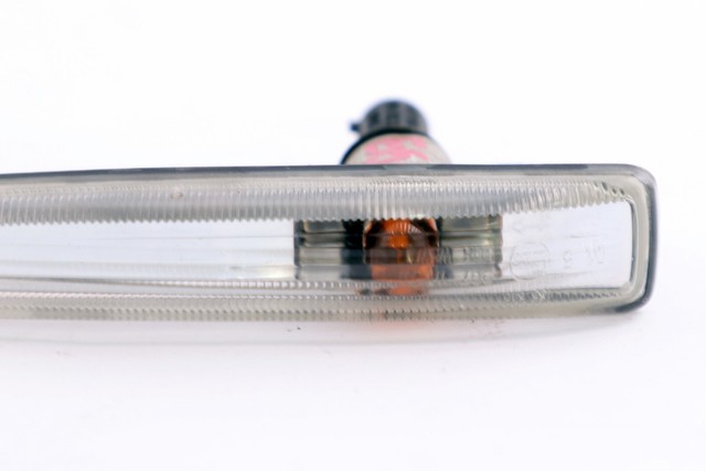 BMW 7 E65 Front Right Marker Light 63137164758 7164758 for sale online ...