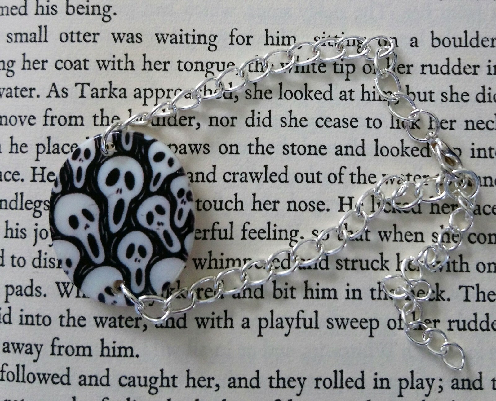 HANDCRAFTED CHAIN BRACELET SCREAM GHOST SCARY SHELL CHARM BEAD | eBay