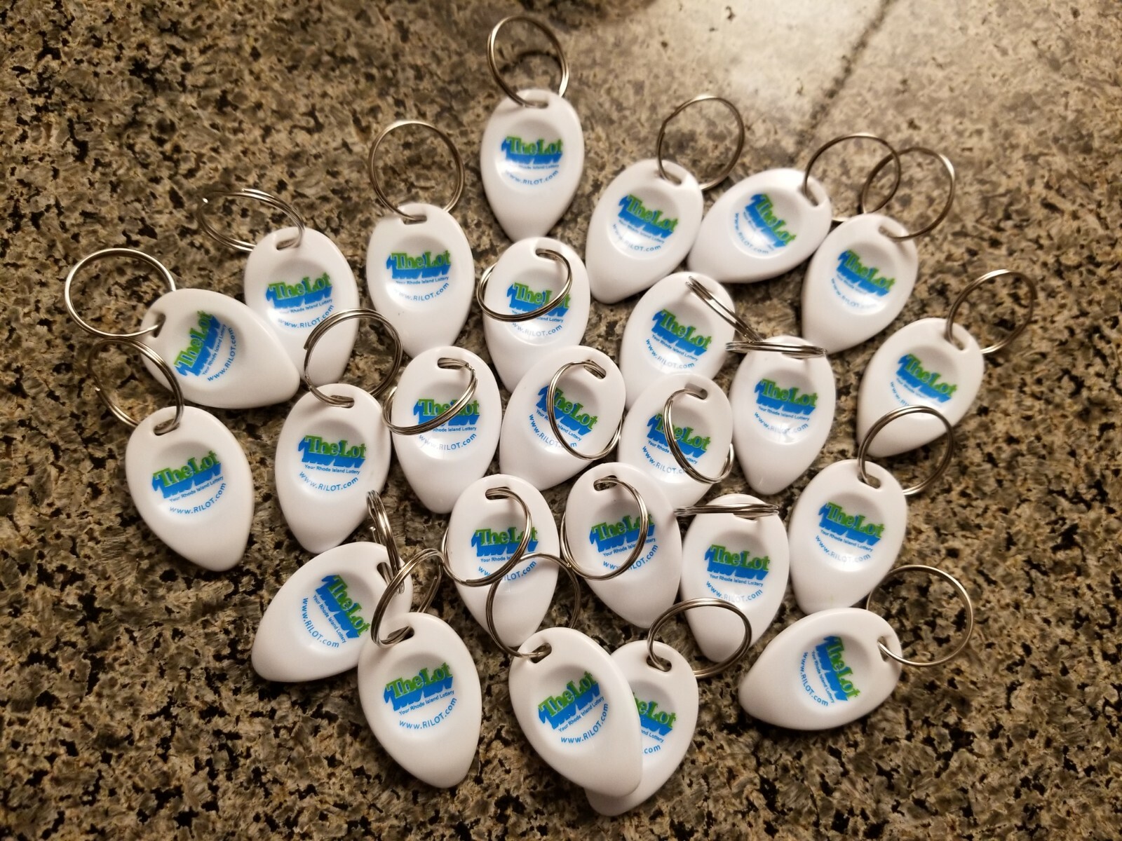 25 RI LOT LOTTERY TICKETS TICKET SCRATCHER SCRAPER KEYCHAIN NOVELTY ...