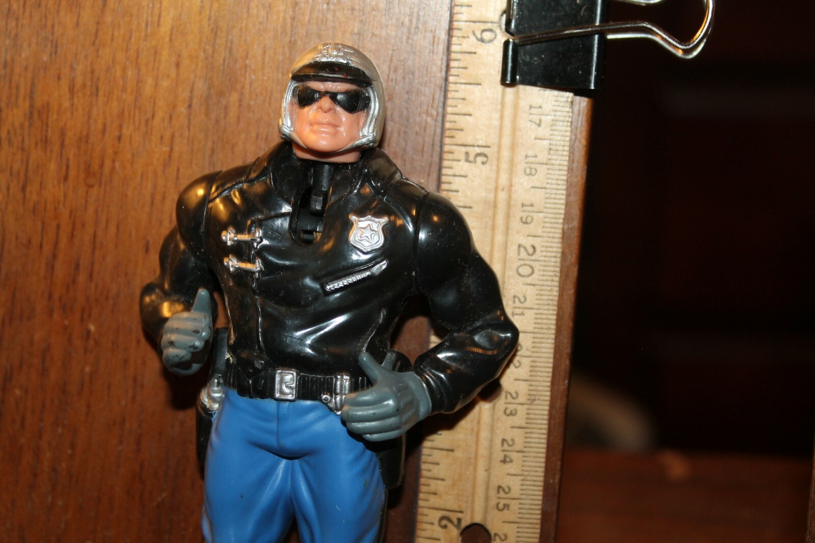 Vintage Kenner TERMINATOR action figure Police Cop Arnold 1991 | eBay