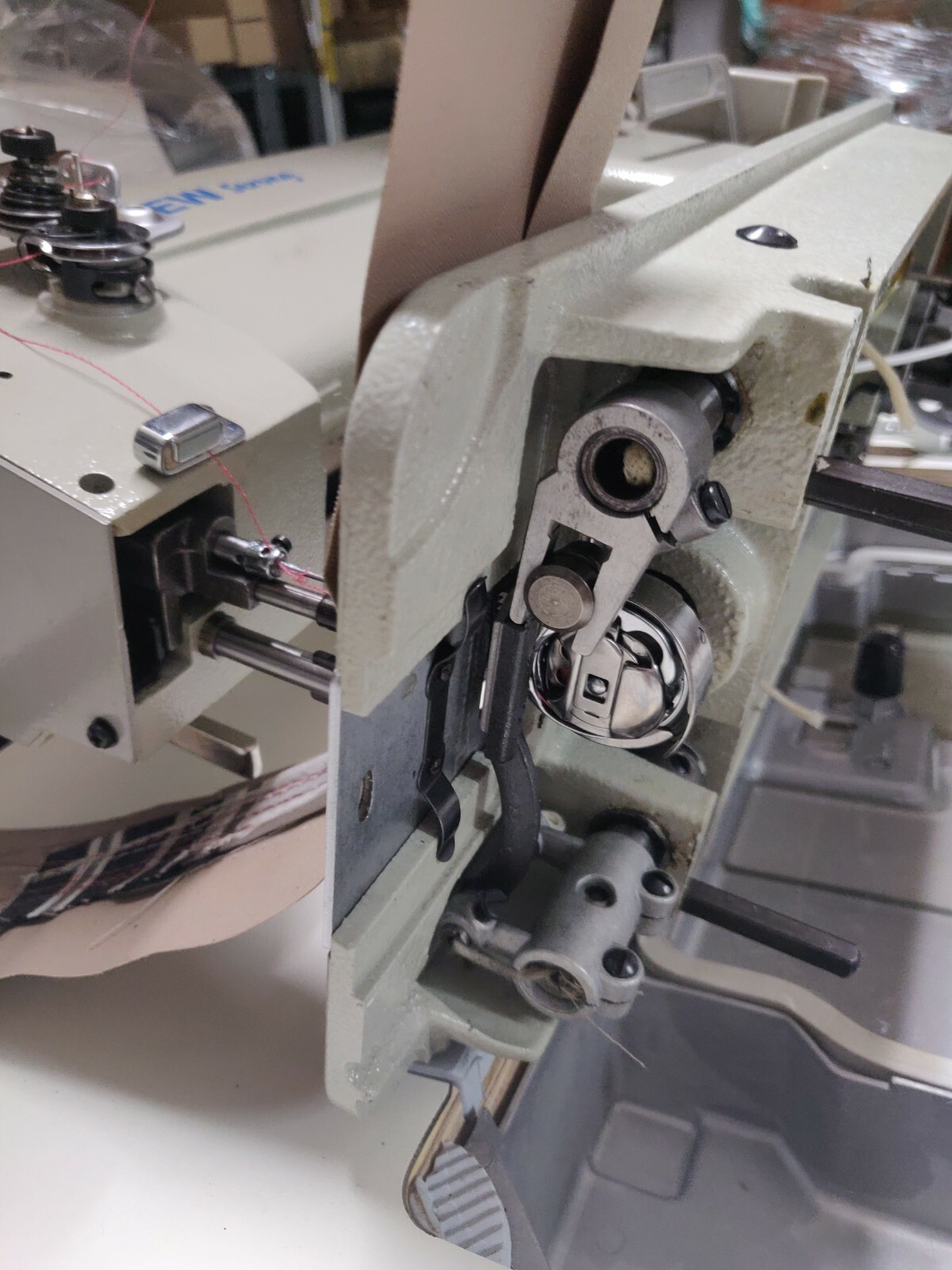 Sew Strong Upholstery Sewing Machine, Stand, Servo Motor & LED Lamp | eBay