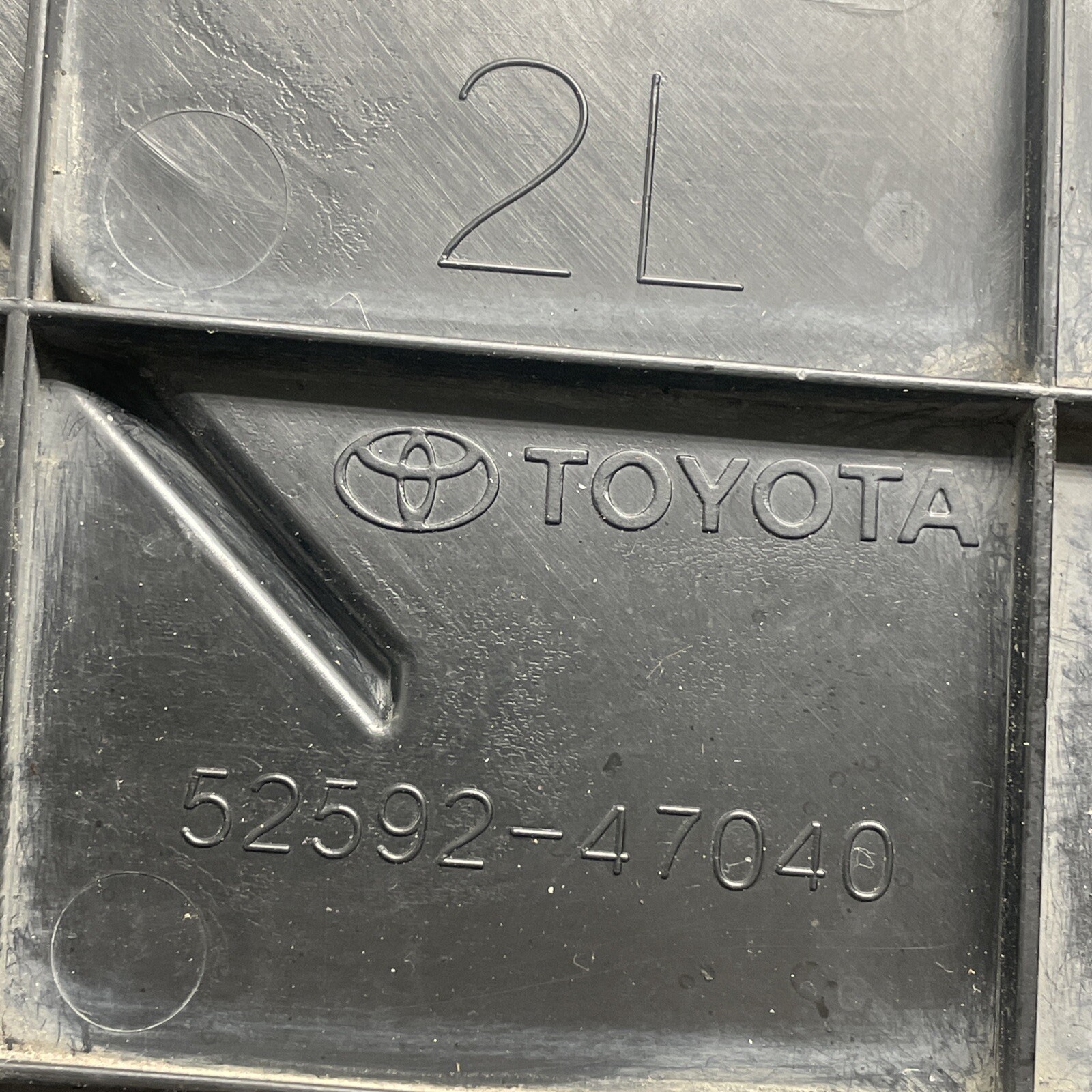 2016 - 2019 TOYOTA PRIUS LEFT REAR BUMPER SEAL 52592-47040 Oem | eBay