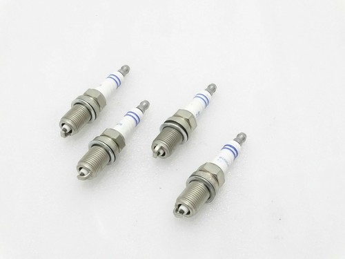 Compatible With SUZUKI GYPSY SPARK PLUG SET OF 4 UNITS 0.8mm F002 G40 ...