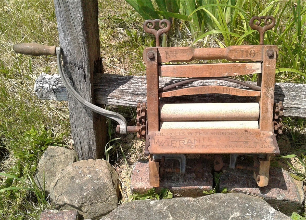 Large Clothes Wringer