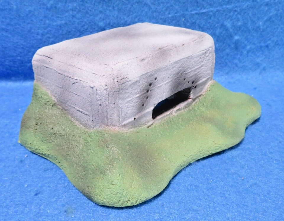 Classic Toy Soldiers, WWII D-Day German Machine Gun Bunker (54MM ...
