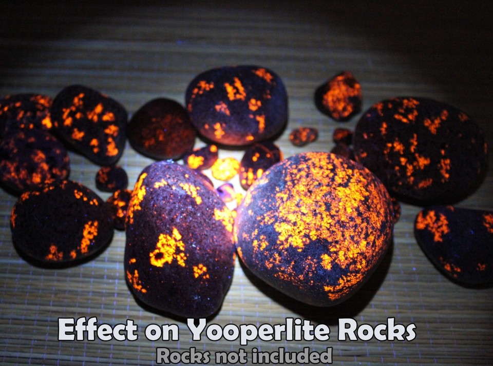 New 365nm 15 Watt UV Longwave Fluorescent Mineral Flashlight to find ...