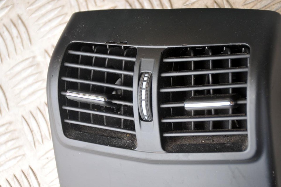 Mercedes E-class W212 rear vents A2128300454 | eBay