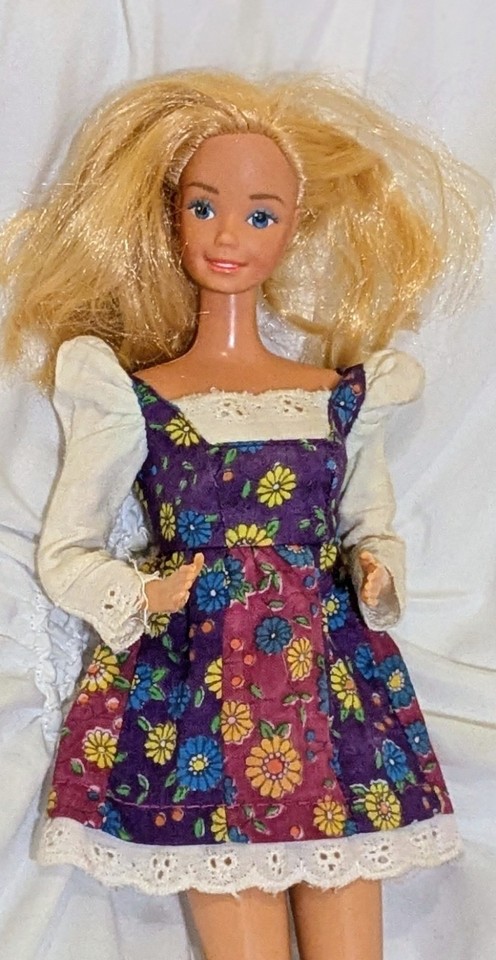 Barbie Vintage Marcia Brady - Brady Bunch Type Retro Hippie Floral ...